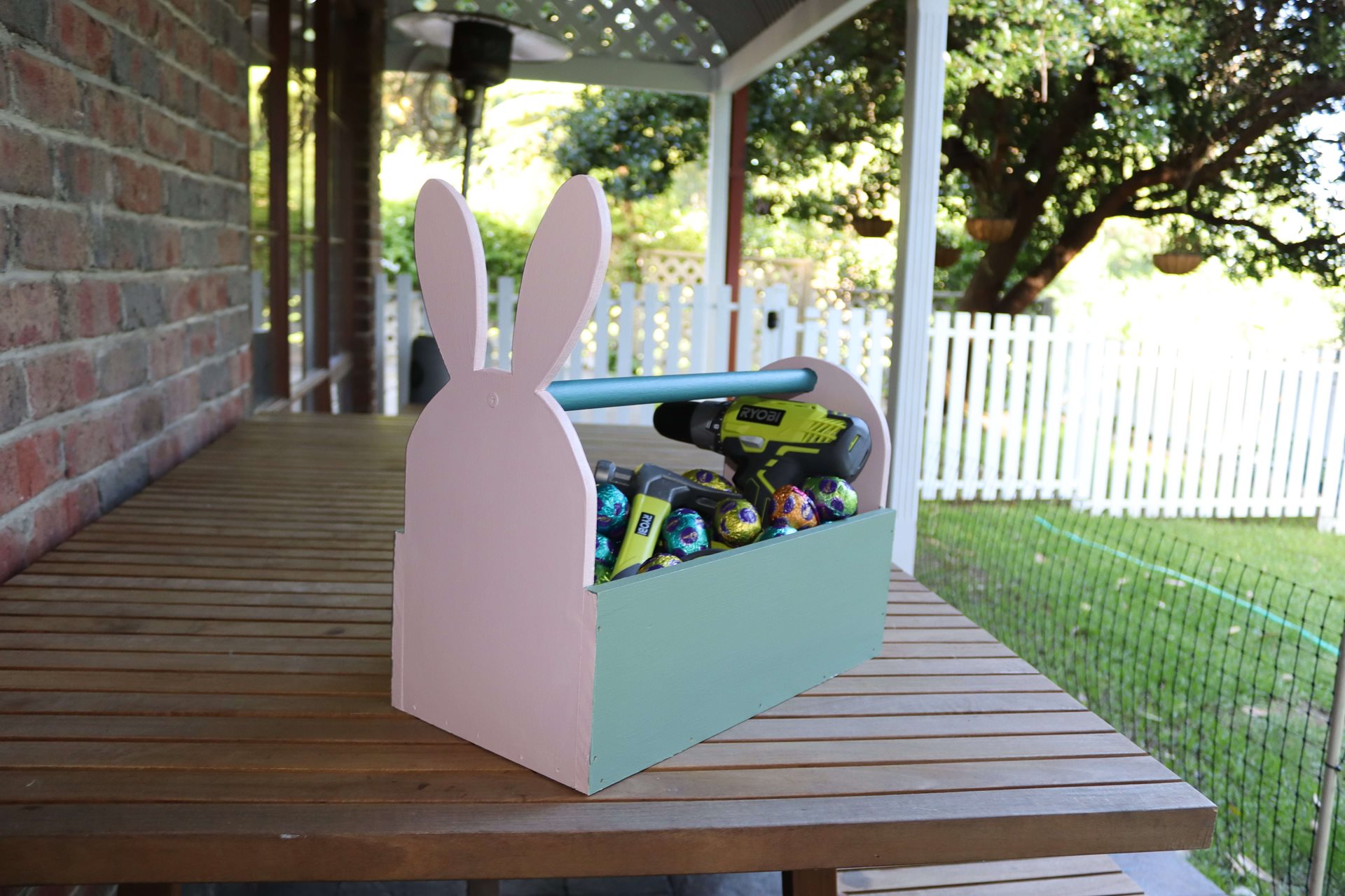 HOW TO MAKE A EASTER BOX DIY | Ryobi
